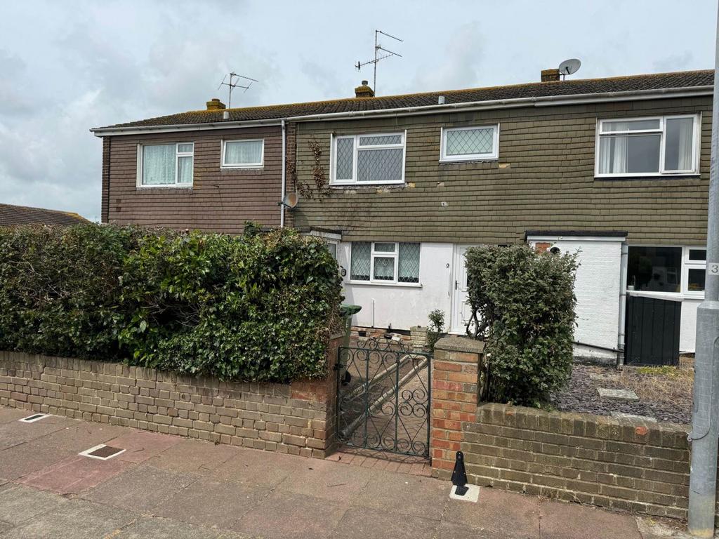 Rodney Close, Eastbourne 3 bed terraced house - £320,000