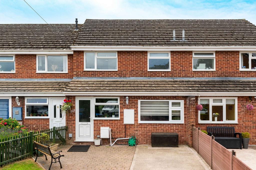 St. Peters Close, Moreton-On-Lugg 3 bed terraced house - £235,000