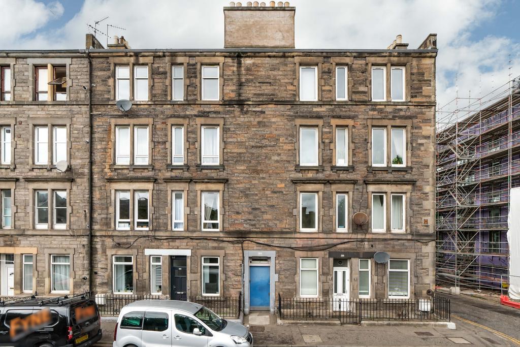 Bonnington Road, Edinburgh EH6 1 bed flat - £175,000