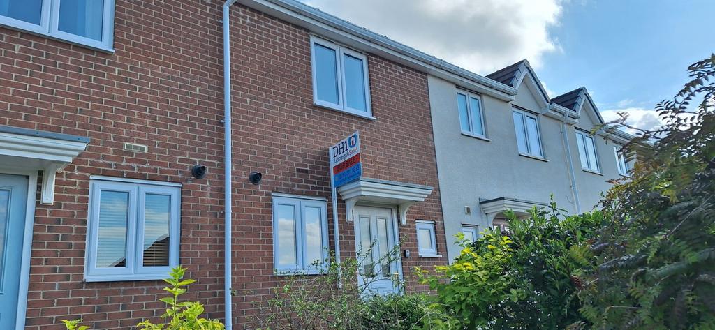 Hilltop View, Langley Park, DH7 9YU 2 bed terraced house - £97,000