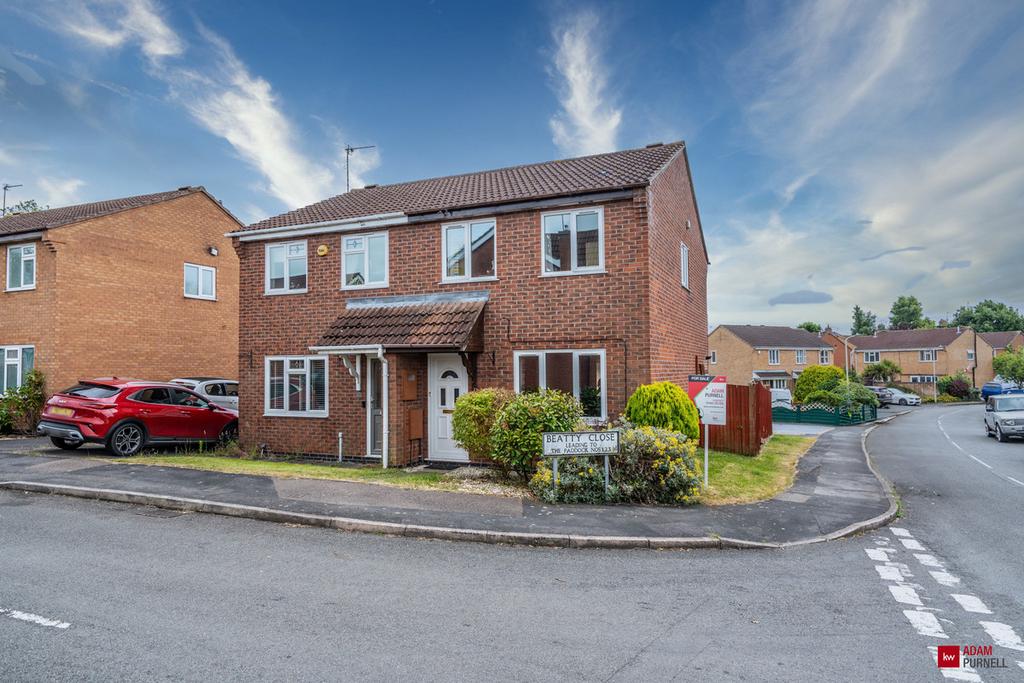 Beatty Close, Hinckley, LE10 3 bed semi-detached house for sale - £230,000