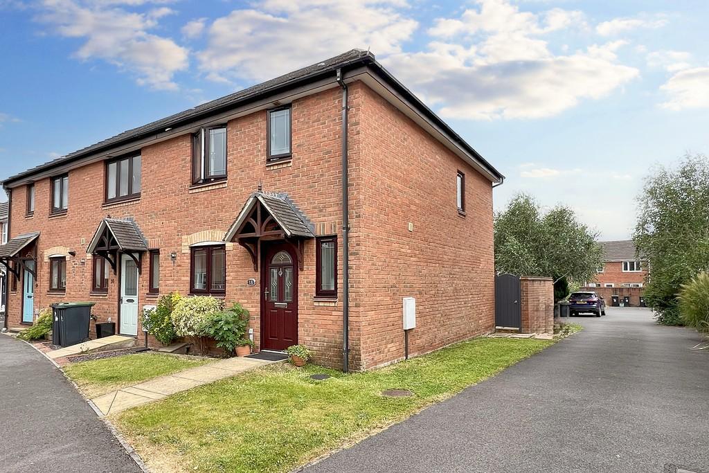 Liederbach Drive, Verwood 3 bed end of terrace house - £325,000