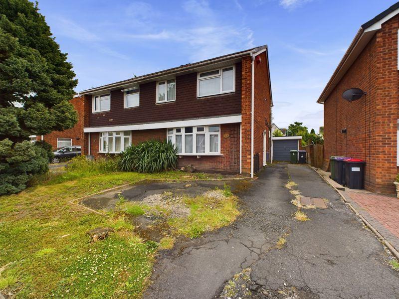 Trench Road, Telford TF2 3 bed semi-detached house - £199,950