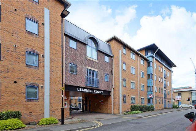 2 Leadmill Street, Sheffield... 2 bed flat - £850 pcm (£196 pw)