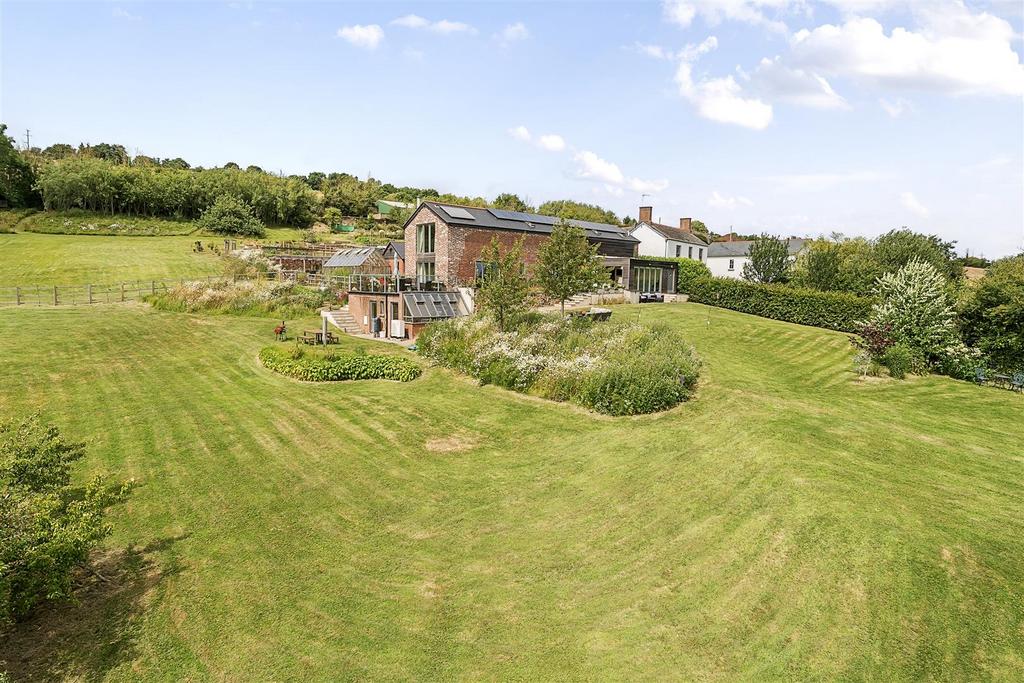 Whitestone, Exeter 4 bed detached house - £1,050,000