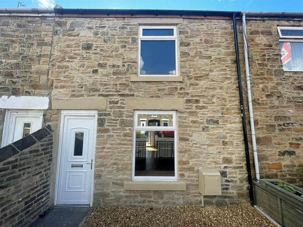 High Street, Howden Le Wear, Crook DL15 2 bed house - £90,000