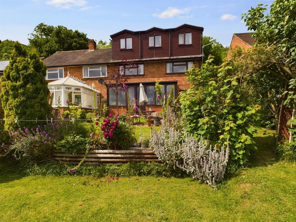 Mount Pleasant, Middletown, Welshpool 4 bed semi-detached house for ...