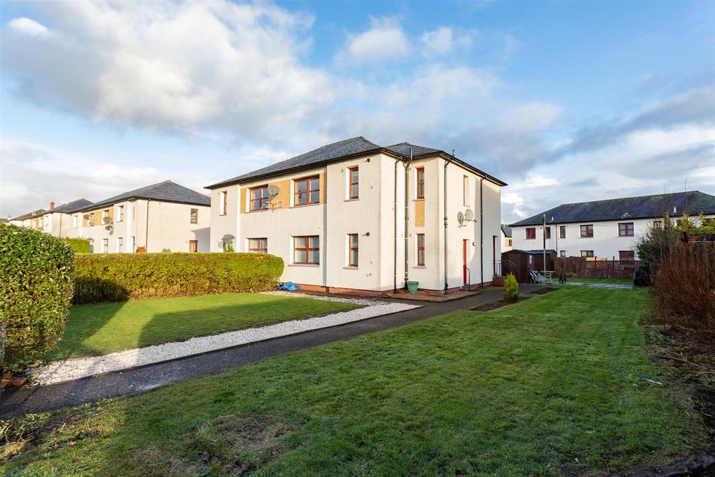 Knowehead, Kirriemuir 2 bed flat - £74,995