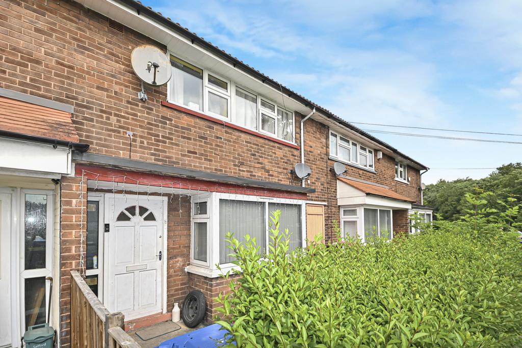 Crescent Drive, Little Hulton, M38 9QH 3 bed terraced house for sale ...