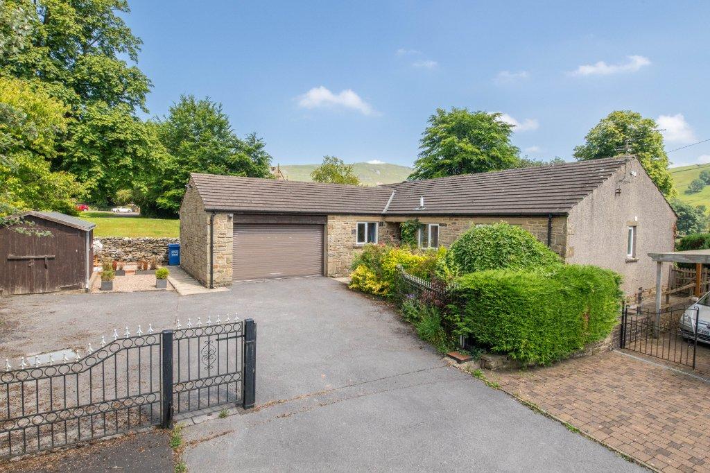 High Fell Close, Settle, North... 4 bed bungalow - £525,000