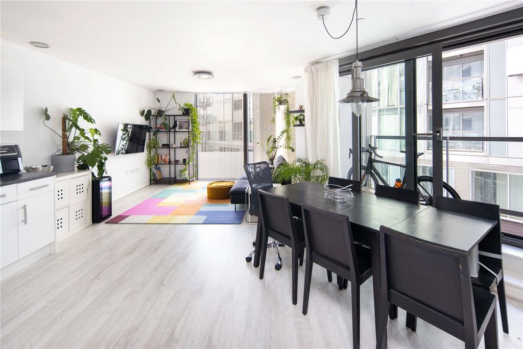 Vertex Tower, 3 Harmony Place... 3 bed flat - £575,000