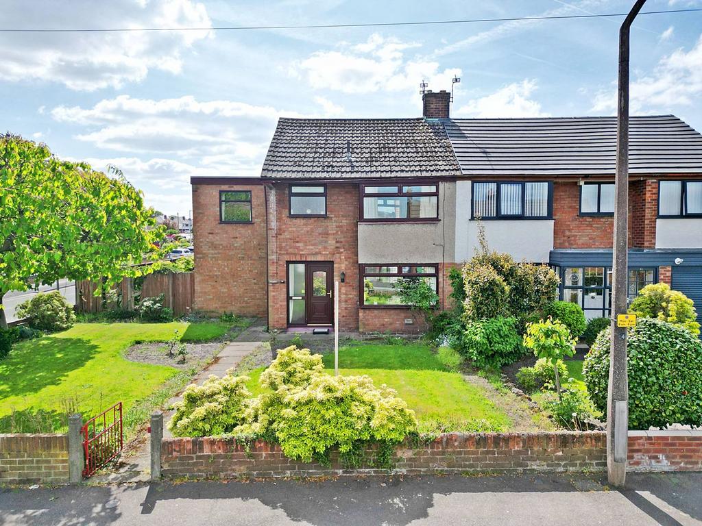 Walmesley Road, Eccleston, WA10 3 bed semi-detached house - £270,000