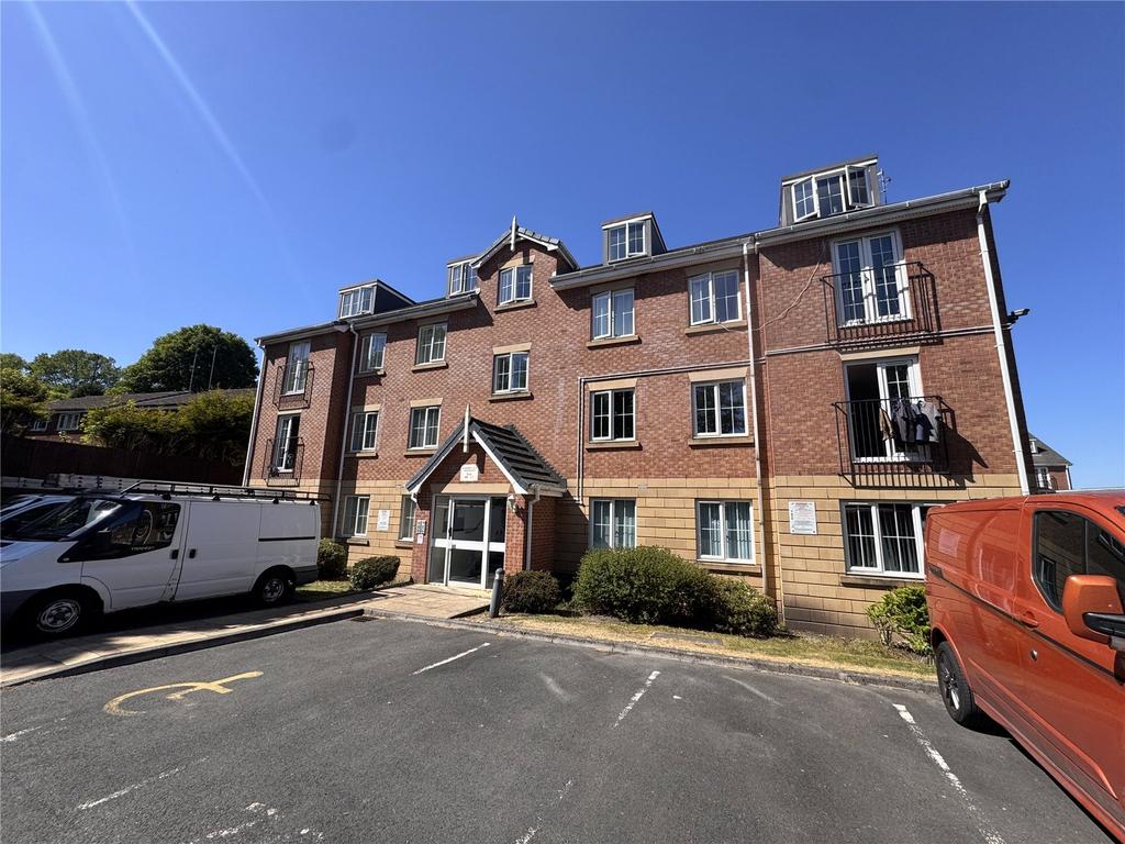 CANBERRA WAY, Oldham Road OL11 2 bed apartment - £825 pcm (£190 pw)