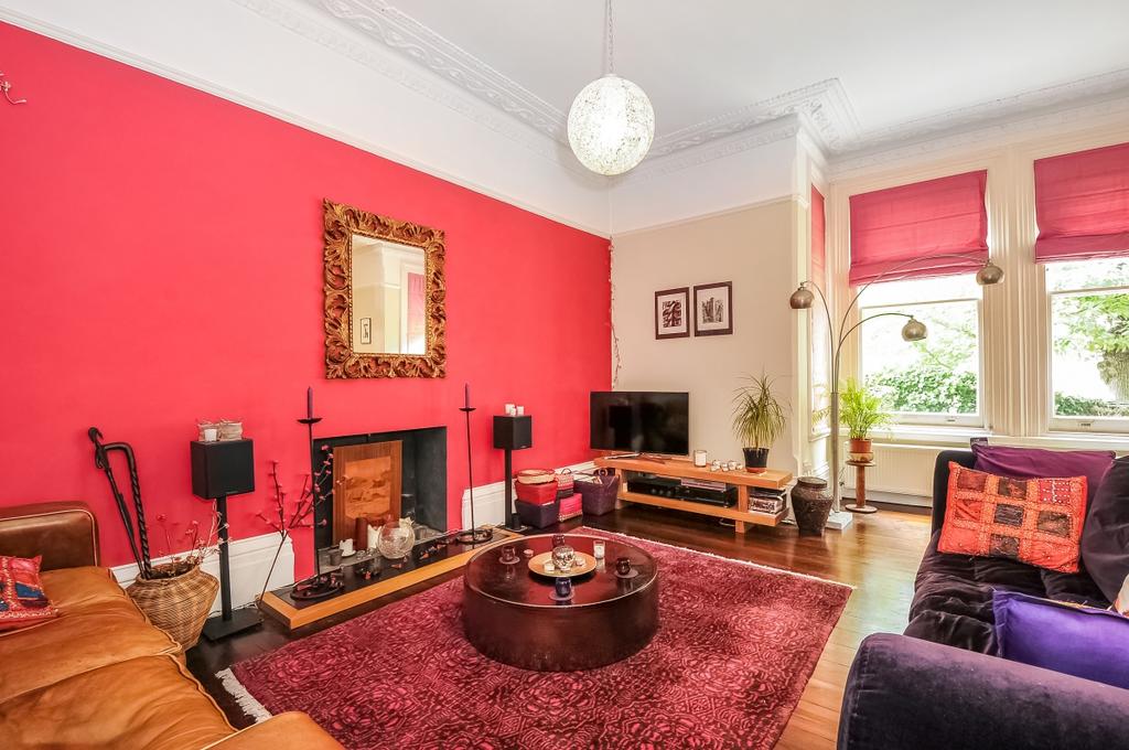 Crouch Hall Road Crouch End N8 3 bed apartment - £2,800 pcm (£646 pw)