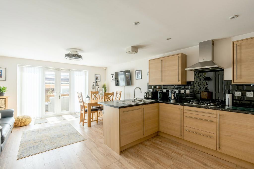Charlton Hayes, Bristol BS34 3 bed townhouse for sale - £380,000