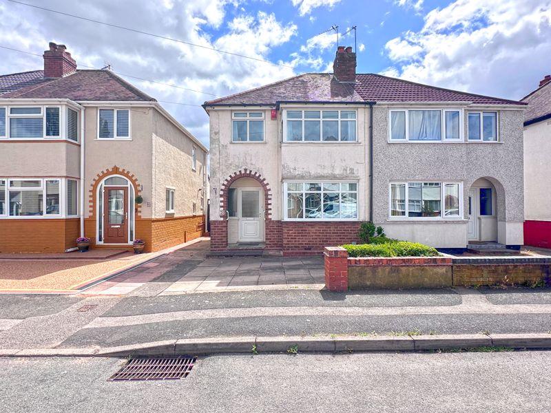 Collins Road, Wednesbury 3 bed semi-detached house - £210,000