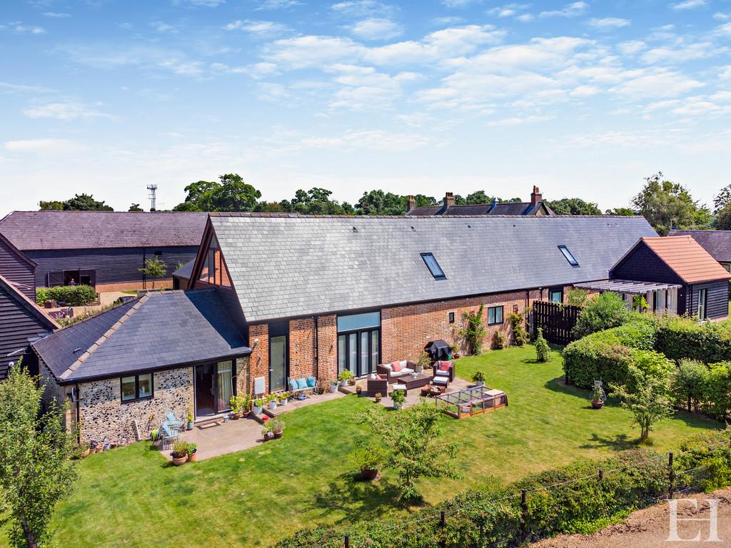 Balsham, Cambridge 4 bed barn conversion - £800,000