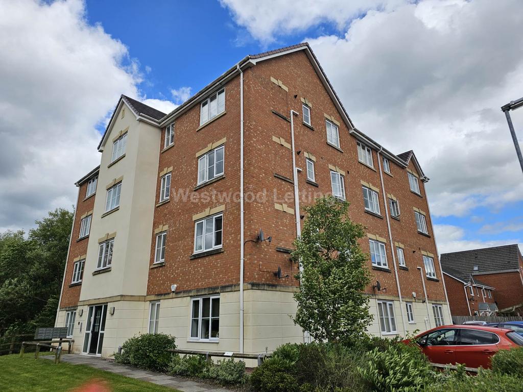 Clover Grove, Leekbrook 2 bed apartment - £650 pcm (£150 pw)