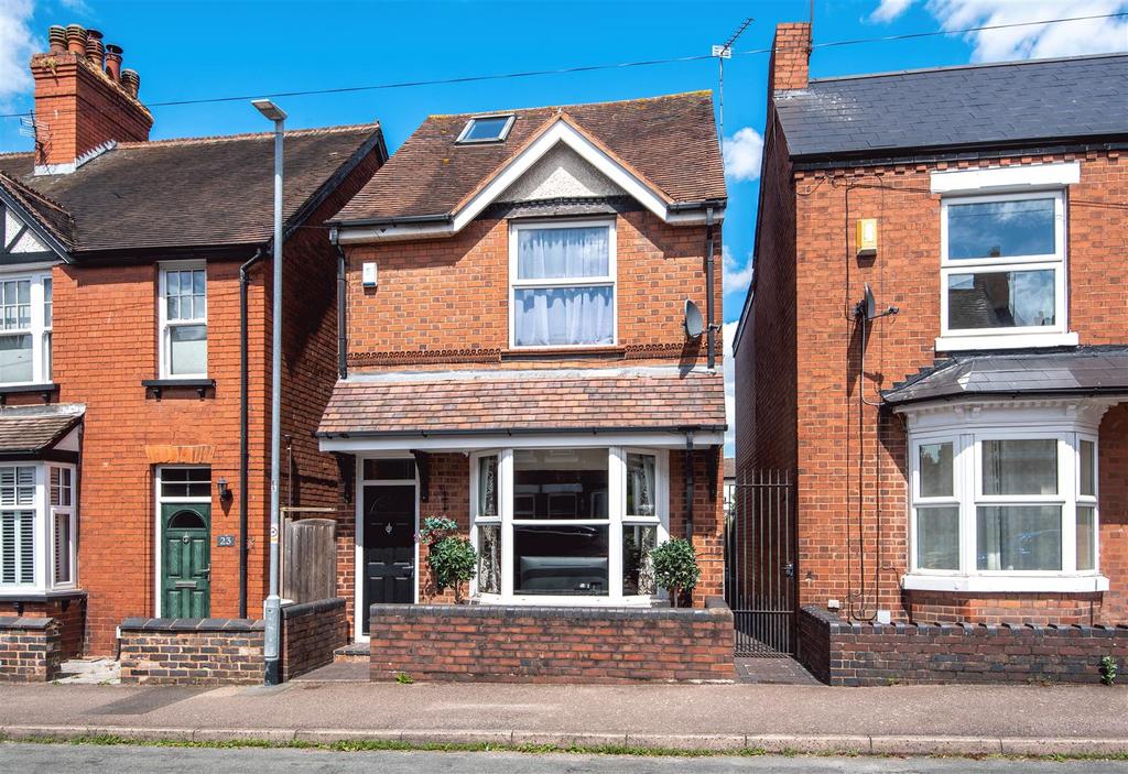 Ivanhoe Road, Lichfield 2 bed detached house for sale - £365,000