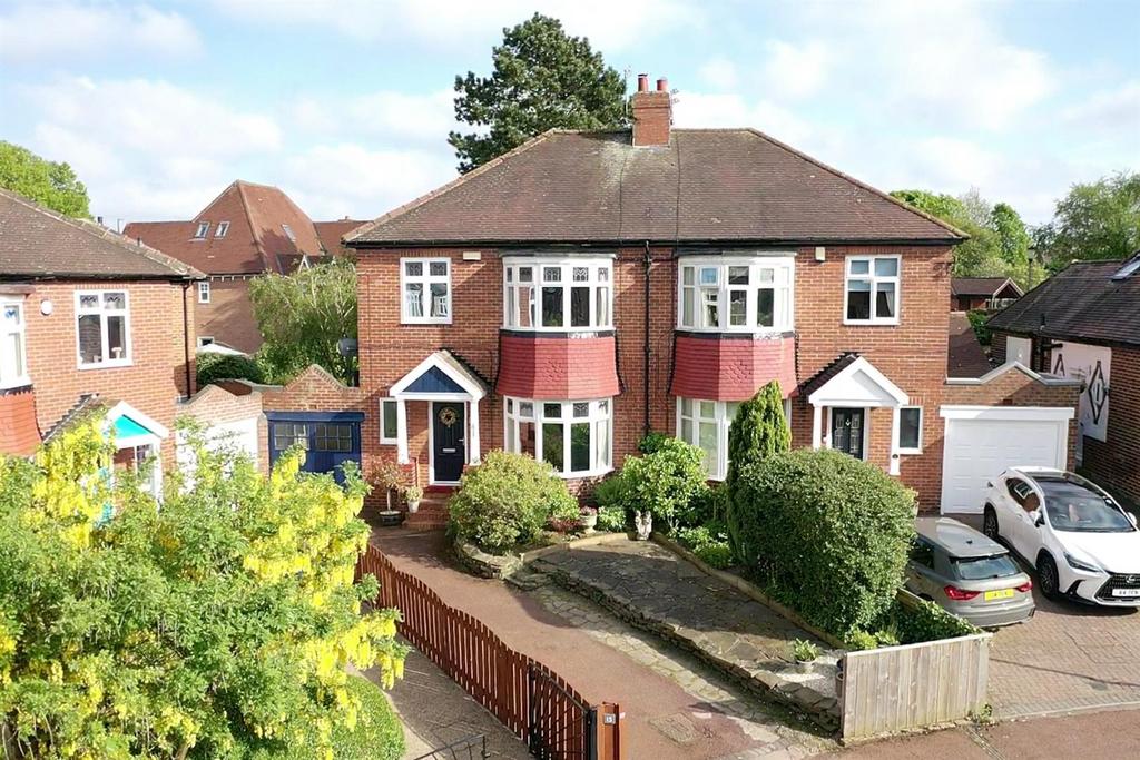 The Wynd, Kenton, Newcastle Upon Tyne 3 bed semi-detached house - £385,000