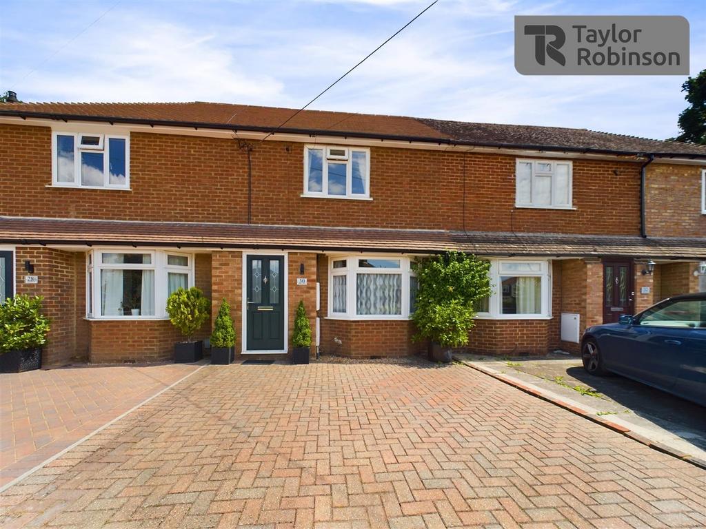 Cobbles Crescent, Northgate, Crawley 3 bed house - £400,000