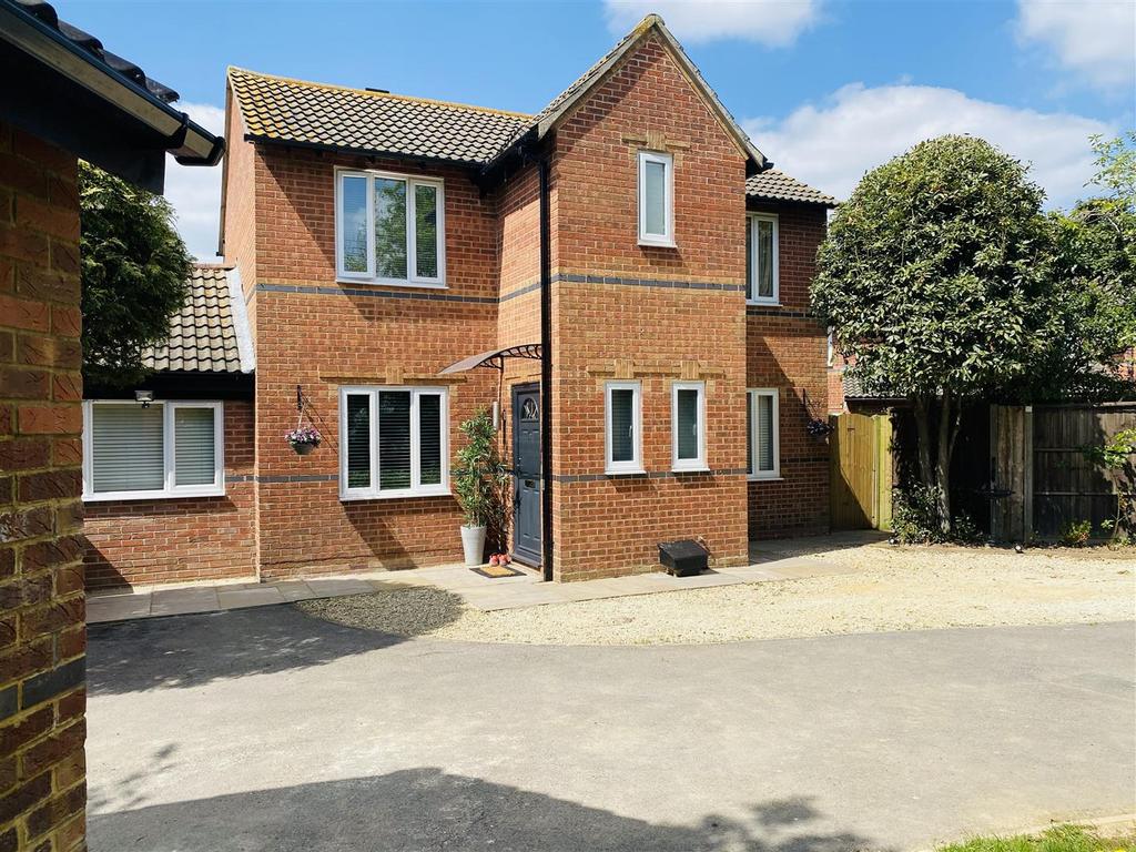Holcot Lane, Portsmouth 3 bed house - £500,000