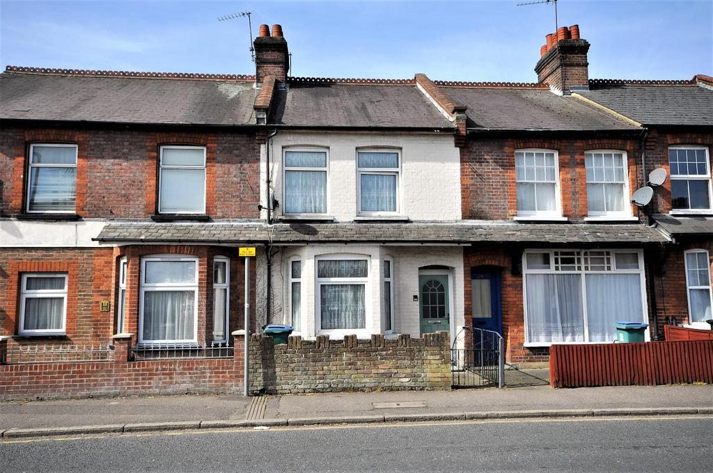 Leavesden Road, Watford WD24 3 bed terraced house - £1,800 pcm (£415 pw)