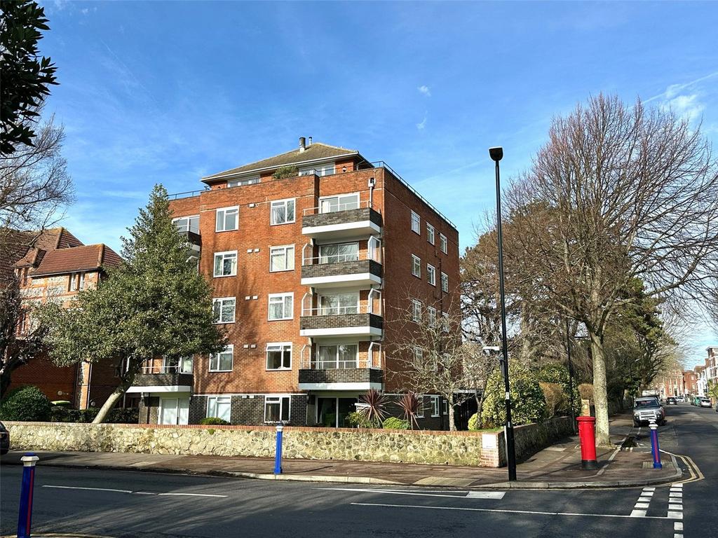 Grange Court, Grange Road... 2 bed apartment for sale - £320,000
