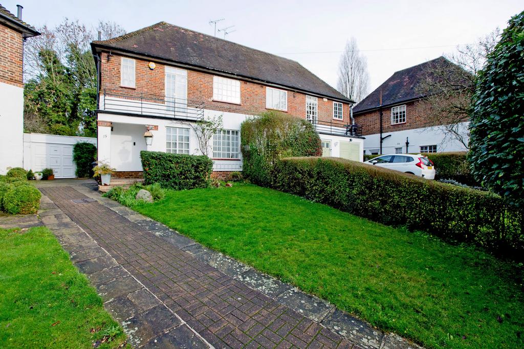Holyoake Walk, Hampstead Garden... 3 bed semi-detached house - £1,165,000