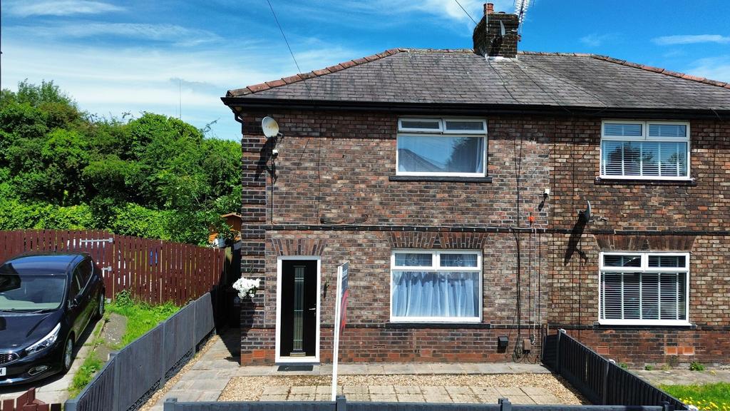 Boscow Crescent, St. Helens, WA9 3 bed semi-detached house - £155,000