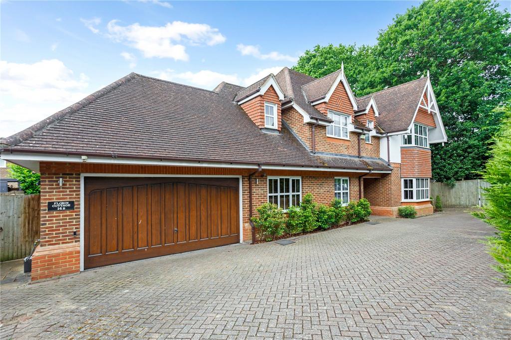 Stoke Road, Cobham, Surrey, KT11 5 bed detached house for sale - £1,650,000