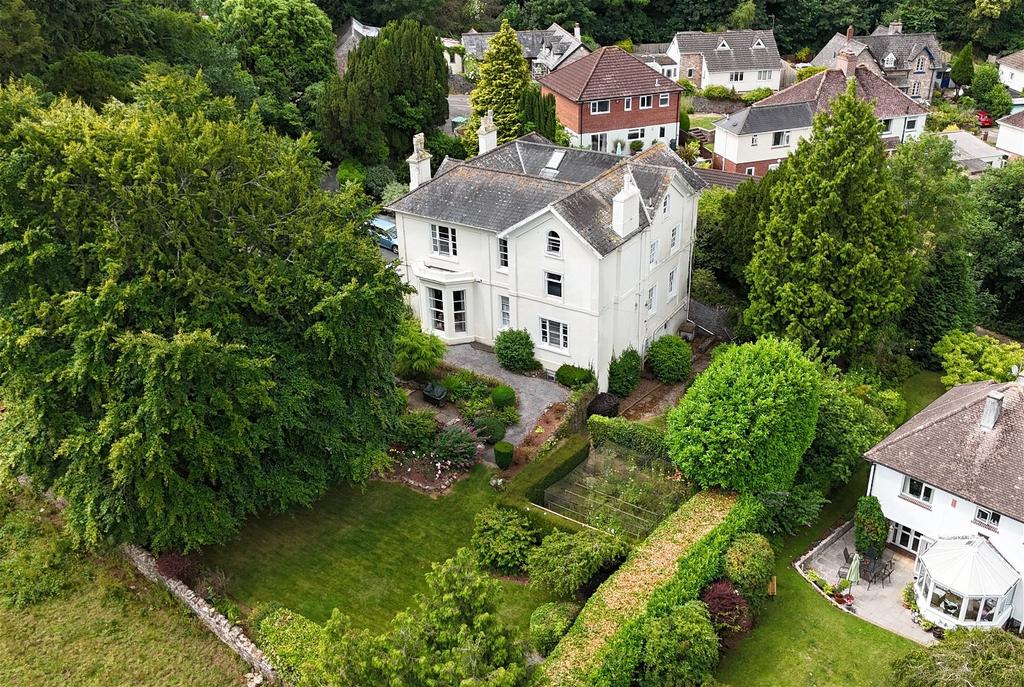 1 Old Totnes Road Newton Abbot Tq12 5 Bed Detached House For Sale £