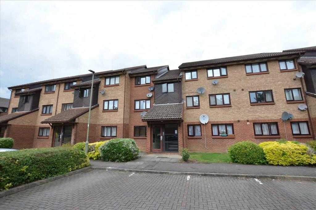 Lister Court, Pasteur Close, Colindale 1 bed apartment to rent - £1,300 ...