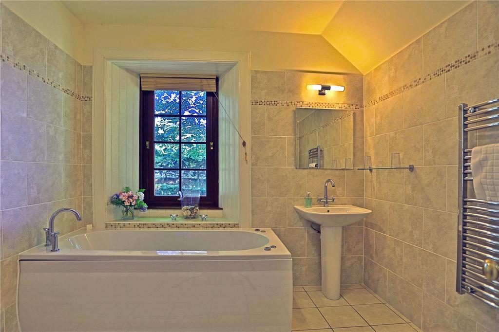 Glenmore House, Acharacle, Highland 4 bed detached house for sale - £ ...