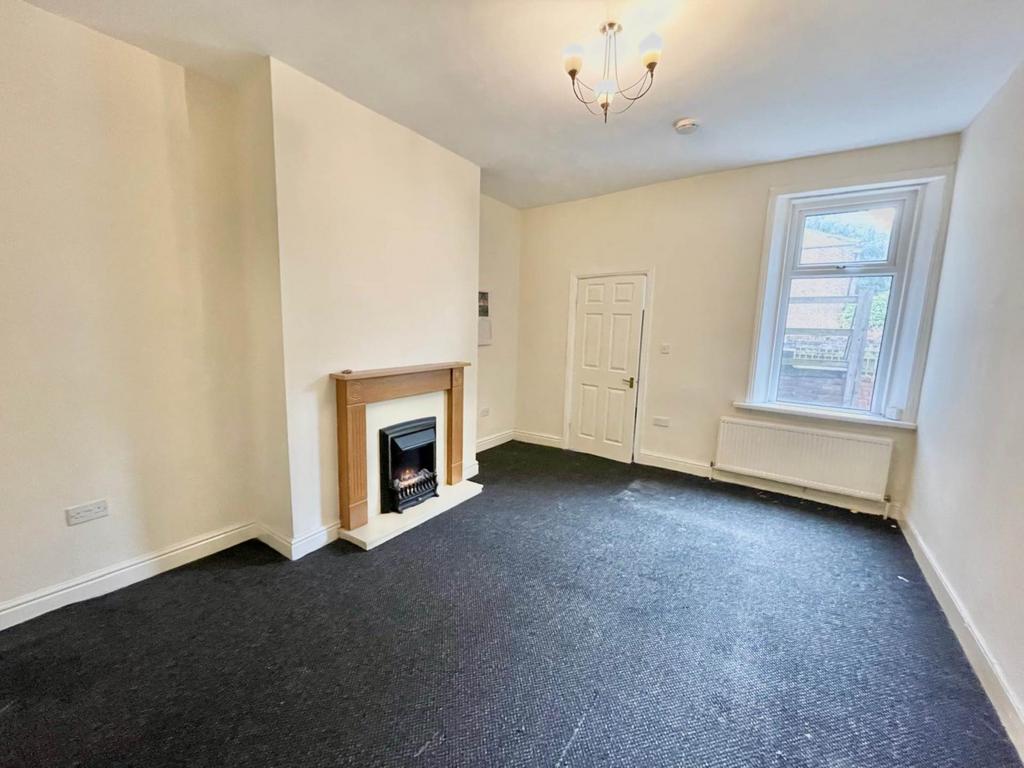 Woodbine Street, Gateshead NE8 2 bed flat - £625 pcm (£144 pw)