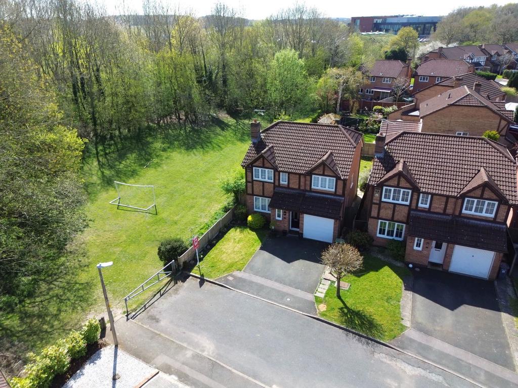 Chadstone Close, Monkspath 4 bed detached house - £525,000