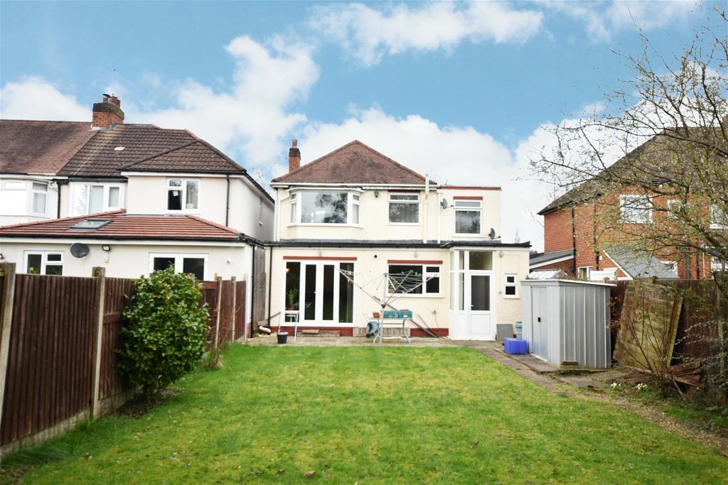 Radbourne Road, Shirley 5 bed detached house - £485,000