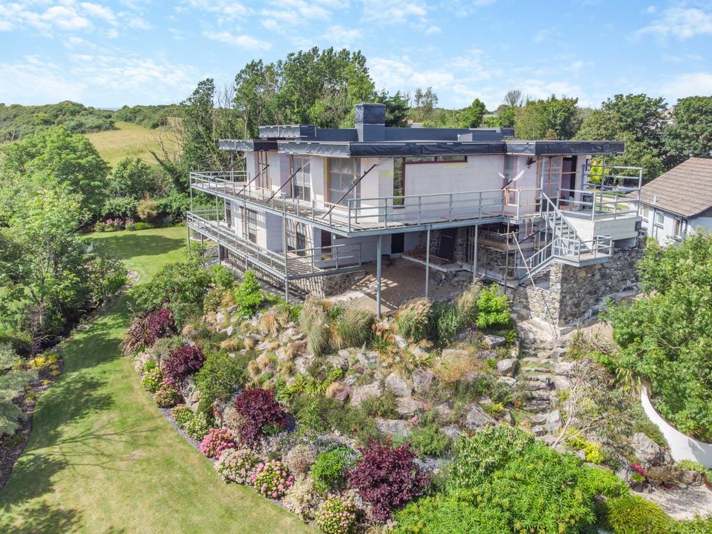 Ruan Minor, Cornwall TR12 4 bed detached house for sale - £900,000