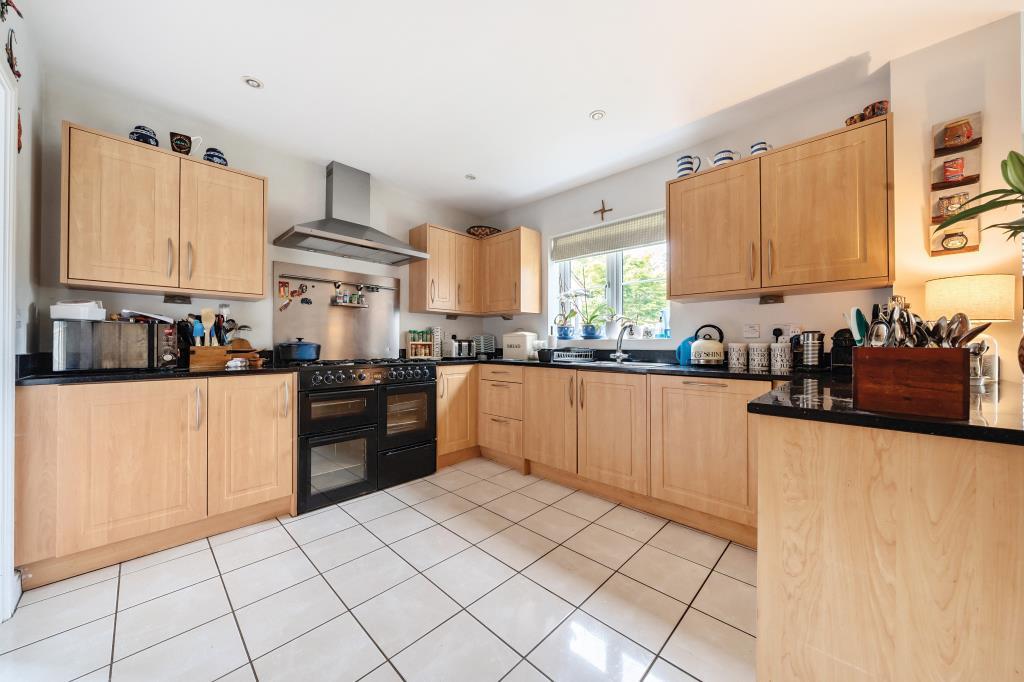 Woodley Green, Witney, OX28 4 bed detached house for sale - £700,000