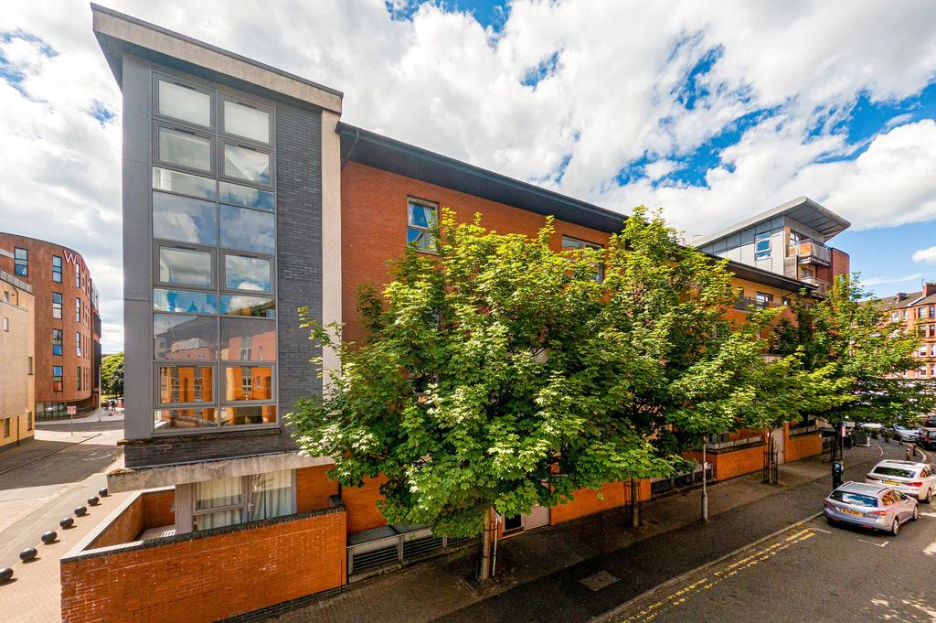 Partick Bridge Street, Partick, Glasgow 2 bed apartment - £195,000