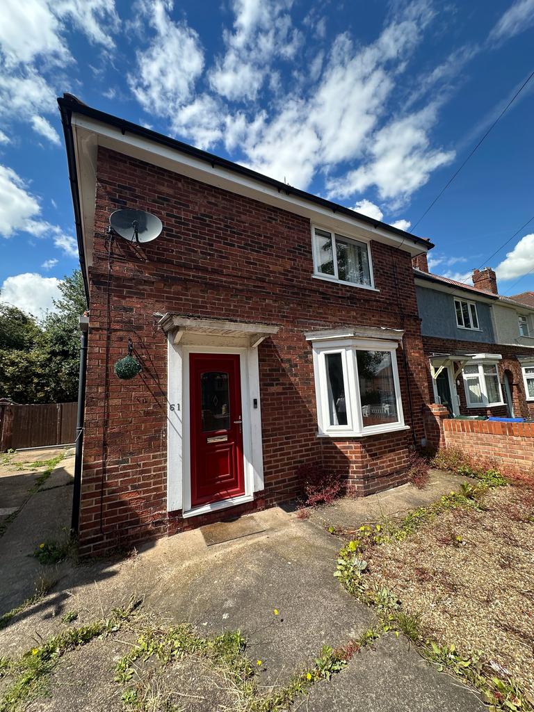 Intake, Doncaster DN2 3 bed semi-detached house - £850 pcm (£196 pw)