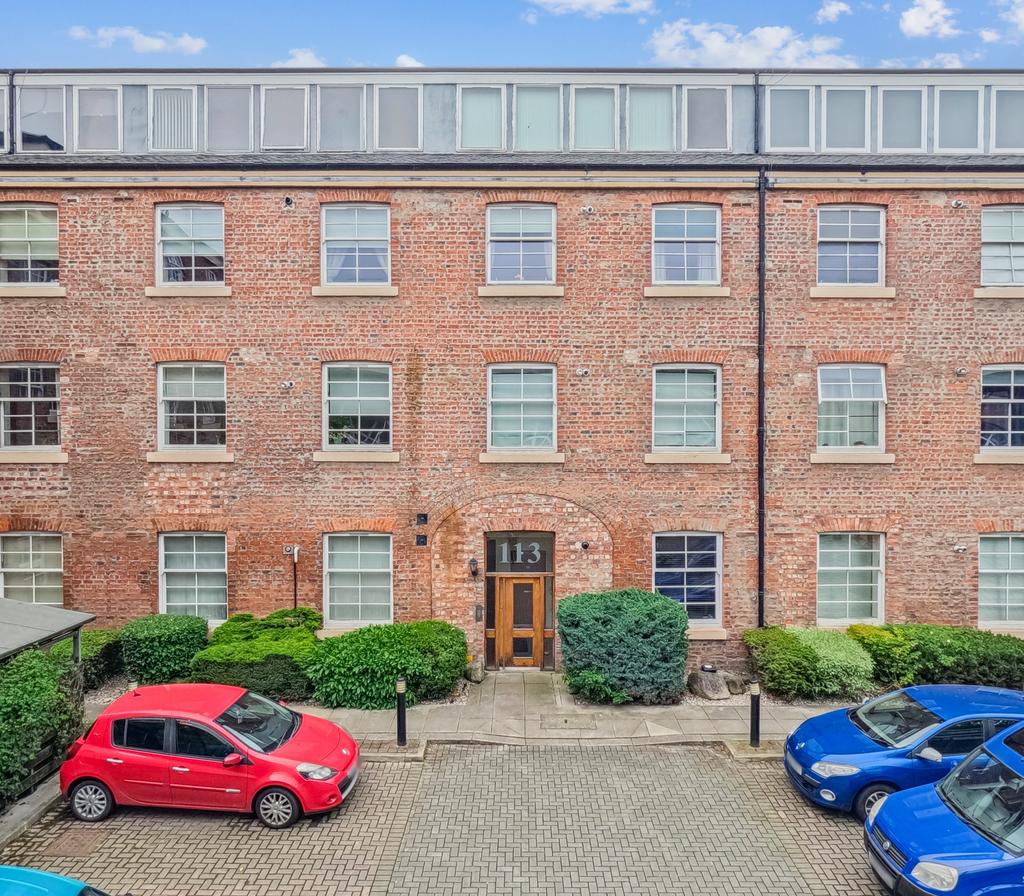 Cook Street, Flat 2/1, Tradeston... 2 bed apartment - £159,000