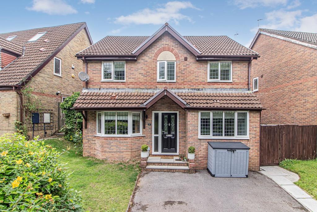 Heol Isaf Hendy, Pontyclun CF72 4 bed detached house - £435,000