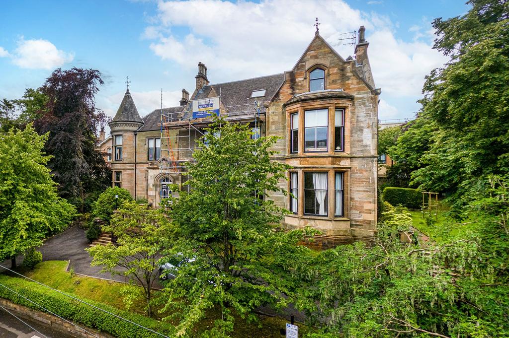 Kensington Road, Dowanhill, Glasgow 2 bed apartment - £269,000