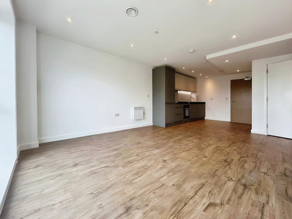 Phoenix, Saxton Lane, Leeds 1 bed apartment - £975 pcm (£225 pw)