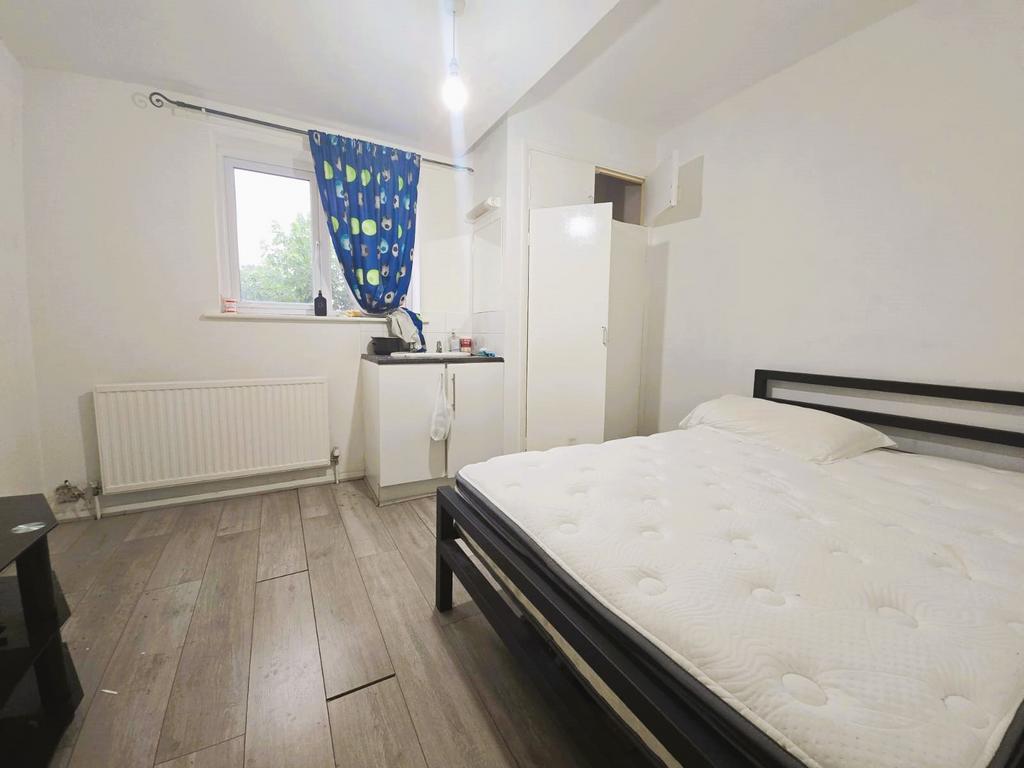 Pell Street, Reading, RG1 Flat - £750 pcm (£173 pw)