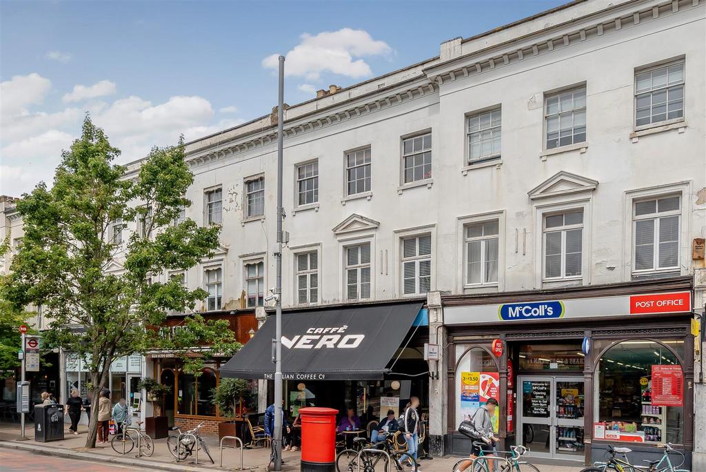St James Road, Surbiton 1 bed flat - £299,950