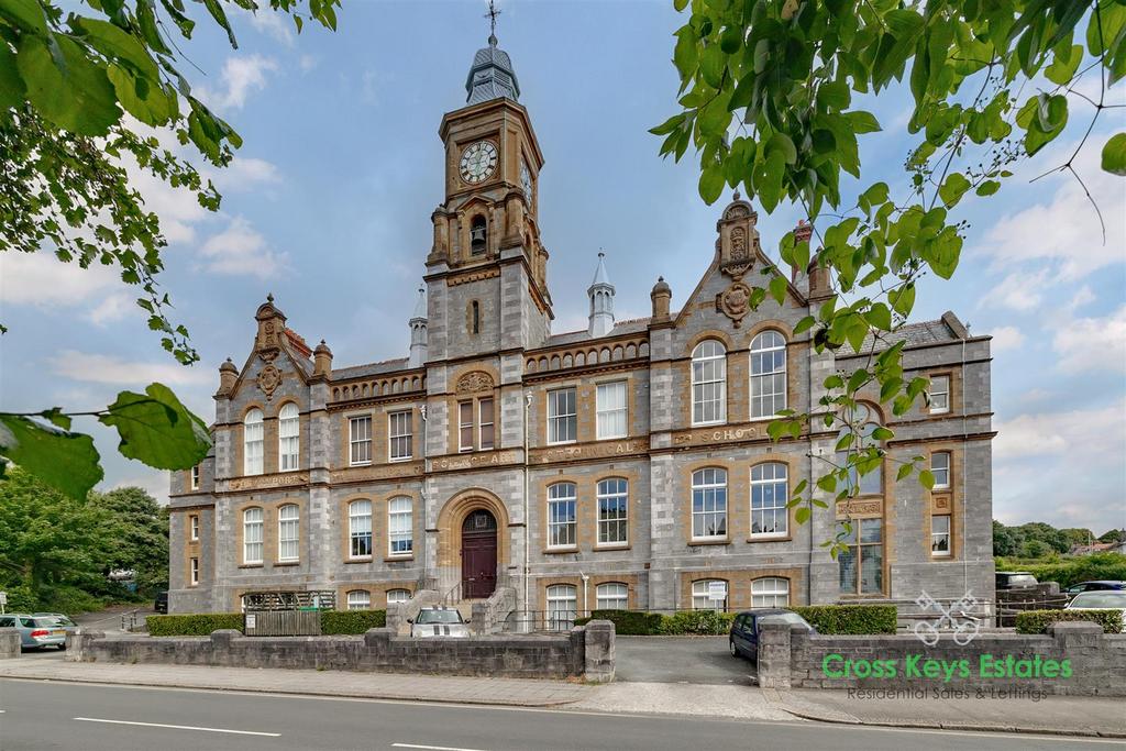 Paradise Road, Plymouth PL1 3 bed apartment - £185,000