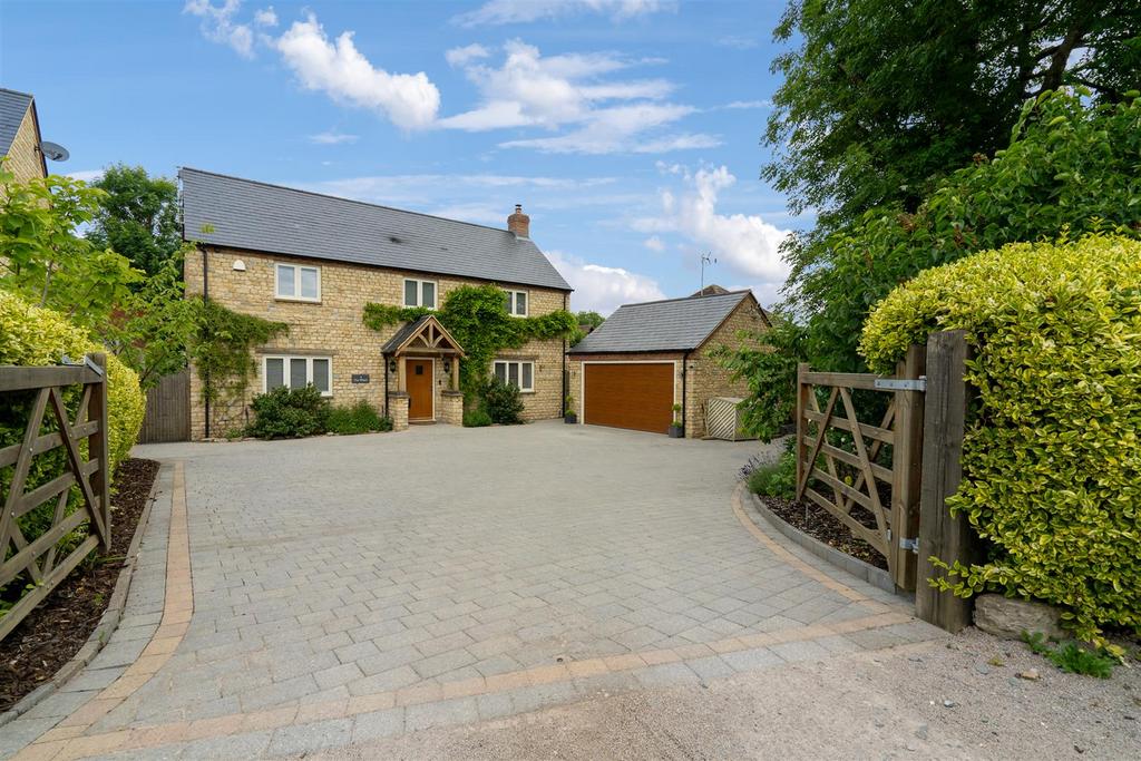 The Wharf, Great Linford, Milton Keynes 4 bed detached house for sale ...