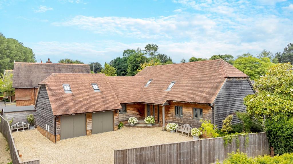 The Street, Whiteparish, Salisbury... 4 bed detached house - £1,200,000
